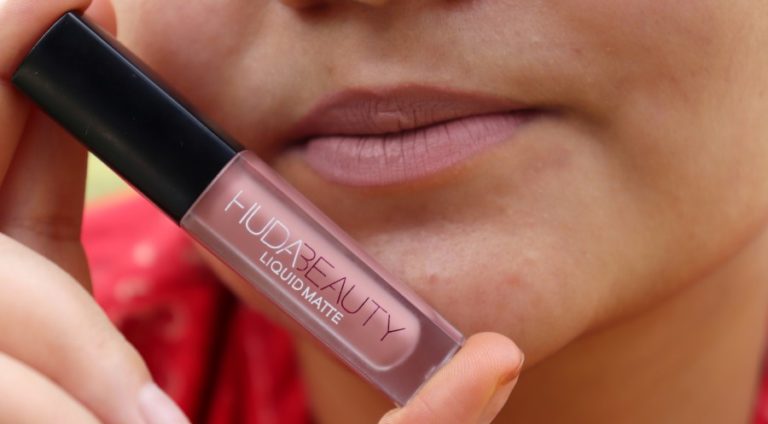 Huda Beauty Liquid Matte Minis Review & Swatches