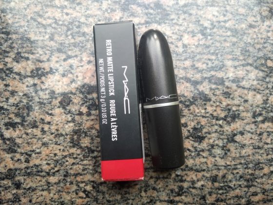 MAC Retro Matte Lipstick - Ruby Woo Review