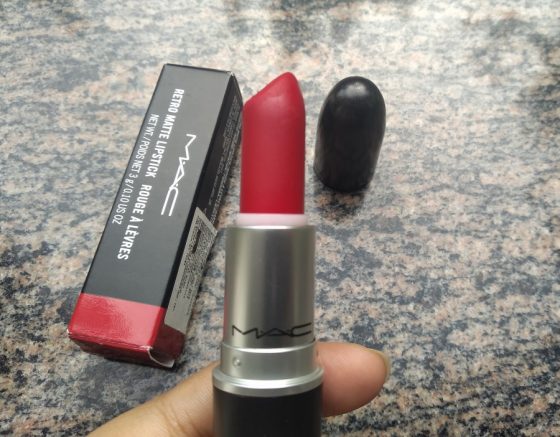MAC Retro Matte Lipstick - Ruby Woo Review