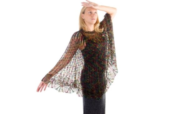 How To Wear a Poncho Perfectly! Your Evergreen Poncho Styling Guide