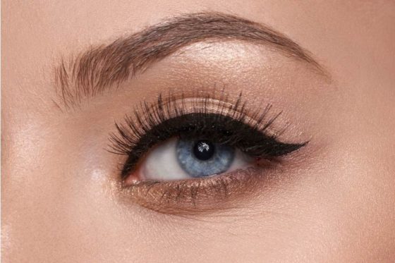 15 Best MAC Eyeshadows for Blue Eyes