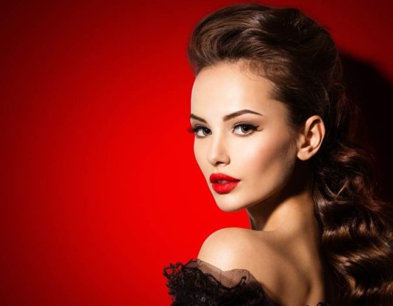 High Cheekbones vs. Low Cheekbones & How You Can Enhance Them