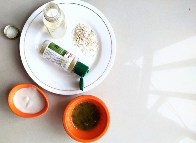 The Best Castor Oil Face Mask Recipe for Natural Glow