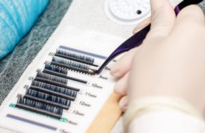 601 Catchy, Exotic Names for Lashes Business + Naming Guide